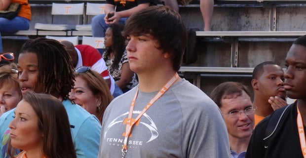 Sanders still sold on Tennessee