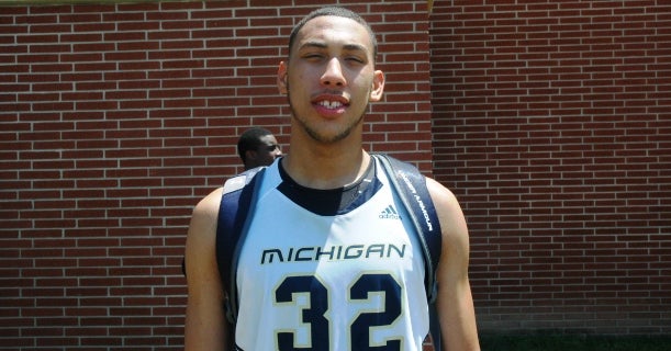 Denzel 'Having Fun' With AAU Ball